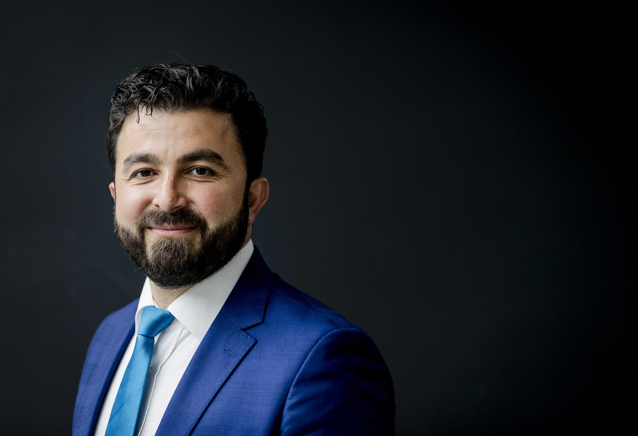 DENK-Kamerlid naar de rechter wegens NRC | Foto | ed.nl