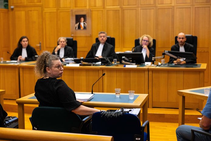 Carlijn werd de dupe van toeslagenaffaire en begint rechtszaak: ‘Met ...