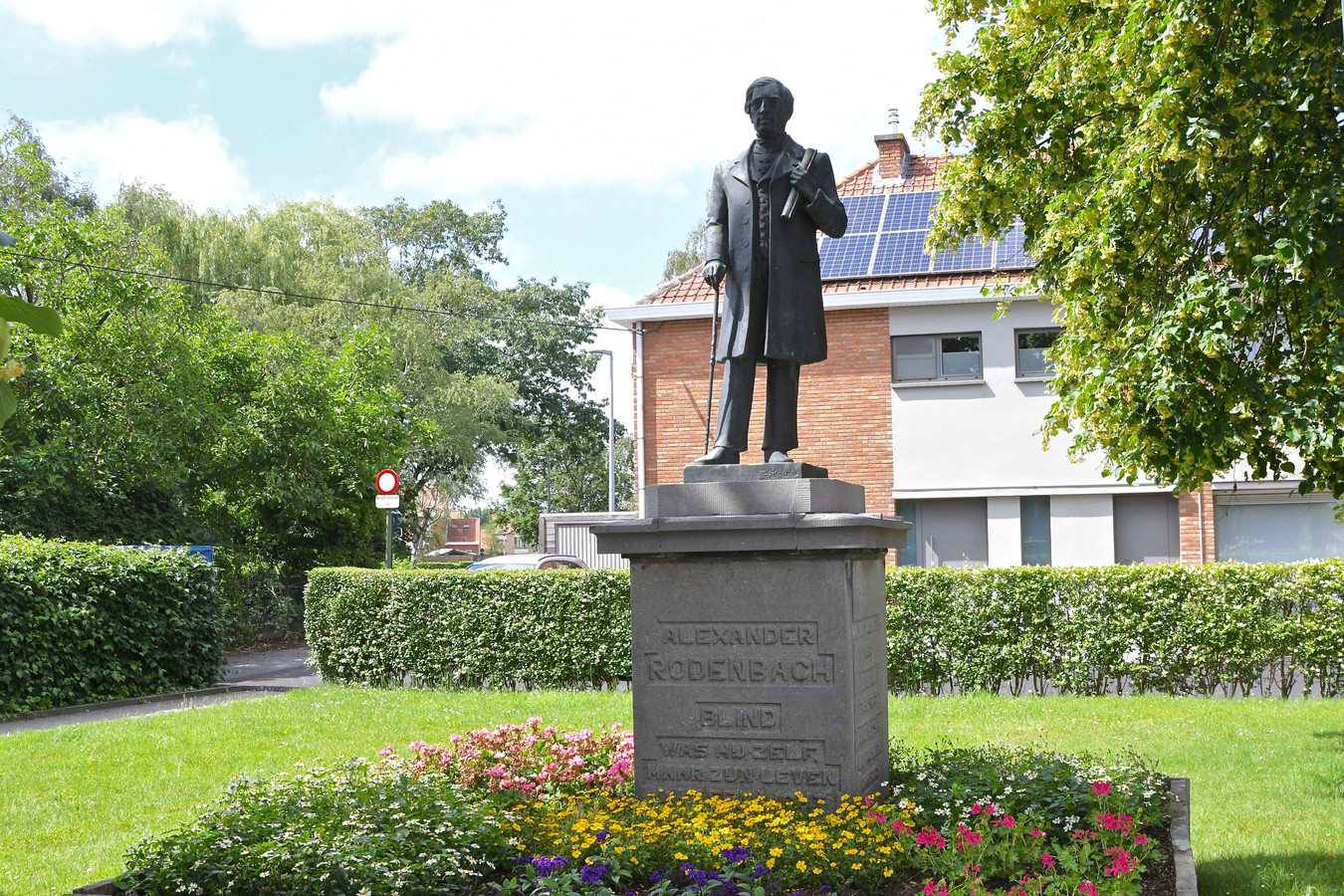 REEKS. 200 jaar Brouwerij Rodenbach. Rodenbach is meer dan bier alleen ...