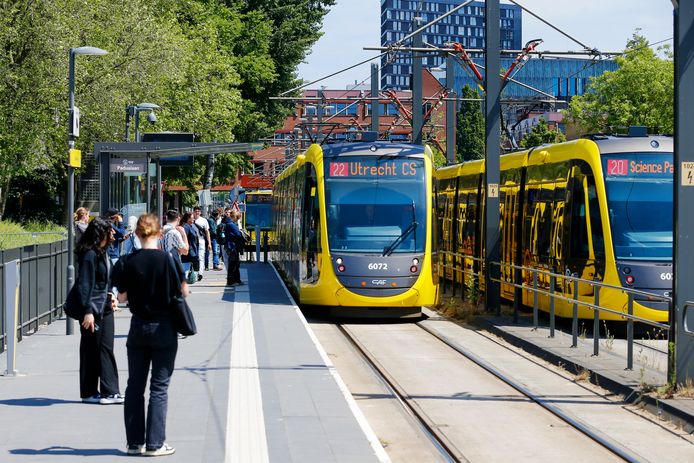Uithoflijn blijft peperduur zorgenkindje: stadsbestuur noemt de tram ...