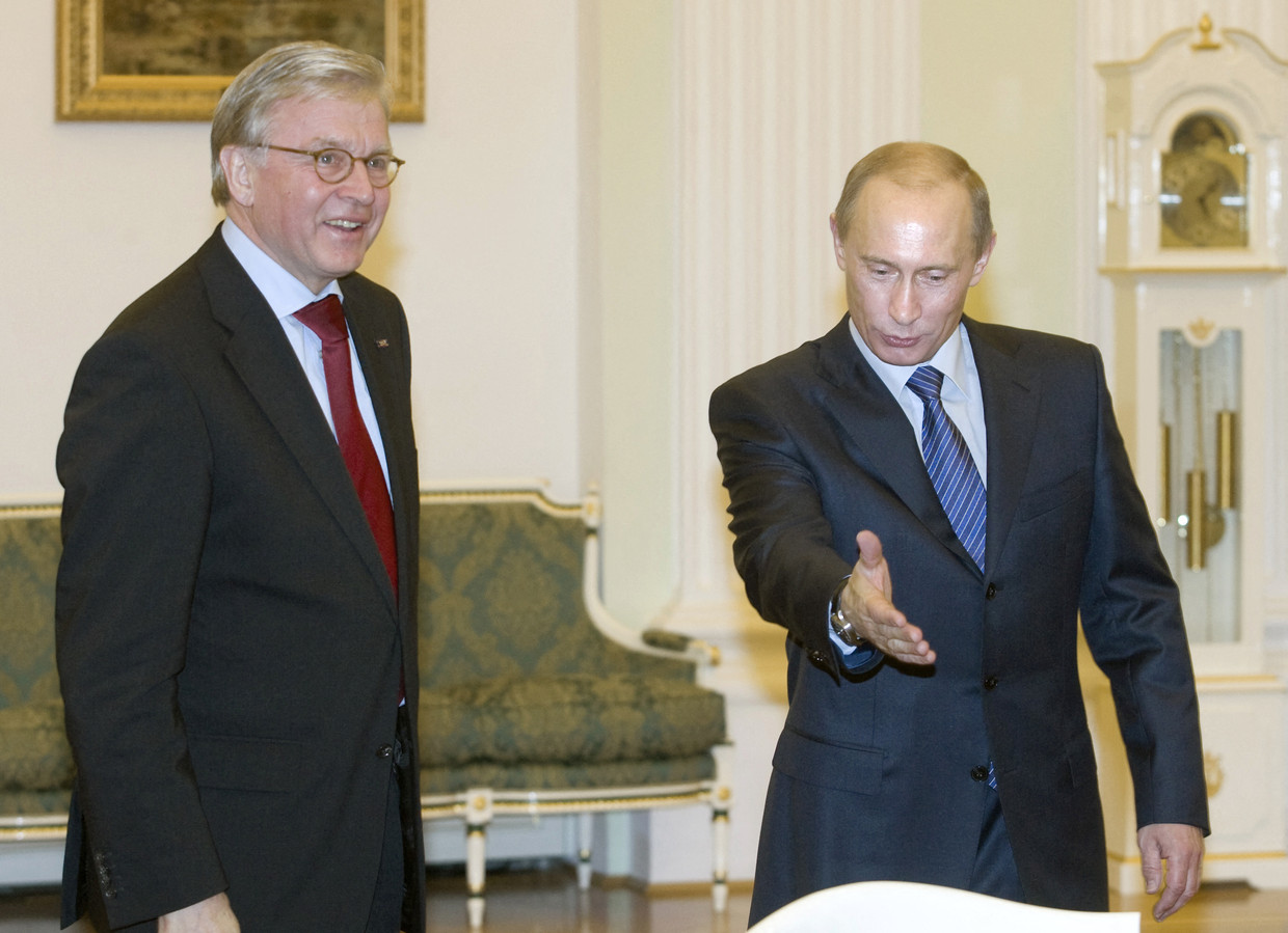 Russische spion onderhield jarenlang contact met CDA-prominent Van der ...