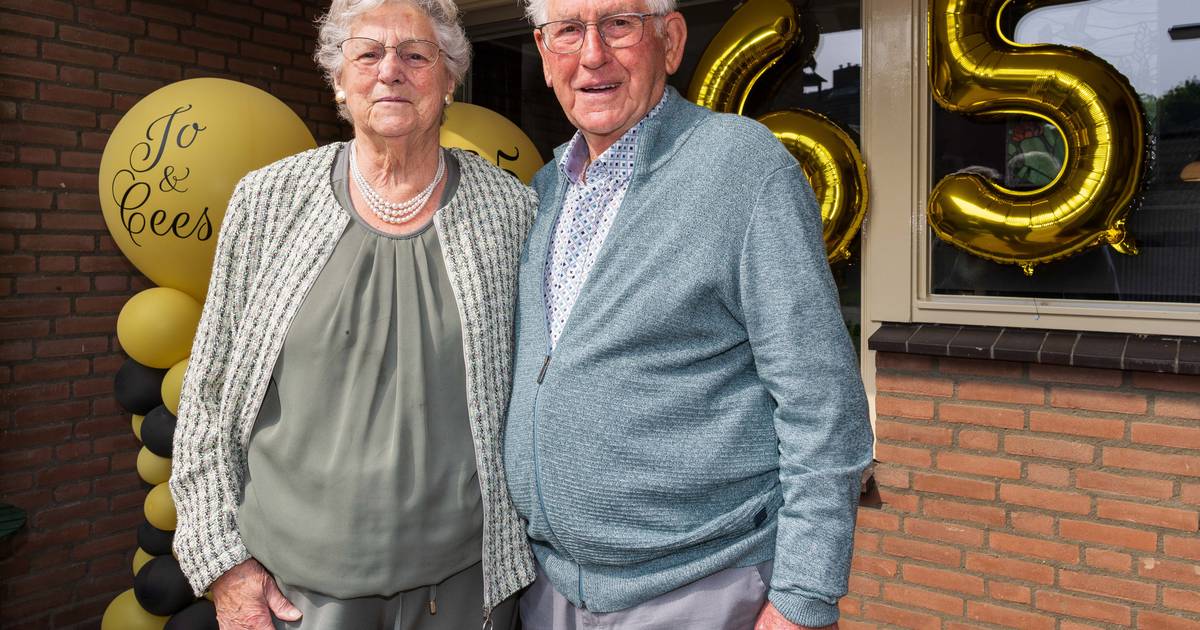 Met de huwelijksnacht 65 jaar geleden maakte het kersverse paar Cees en ...