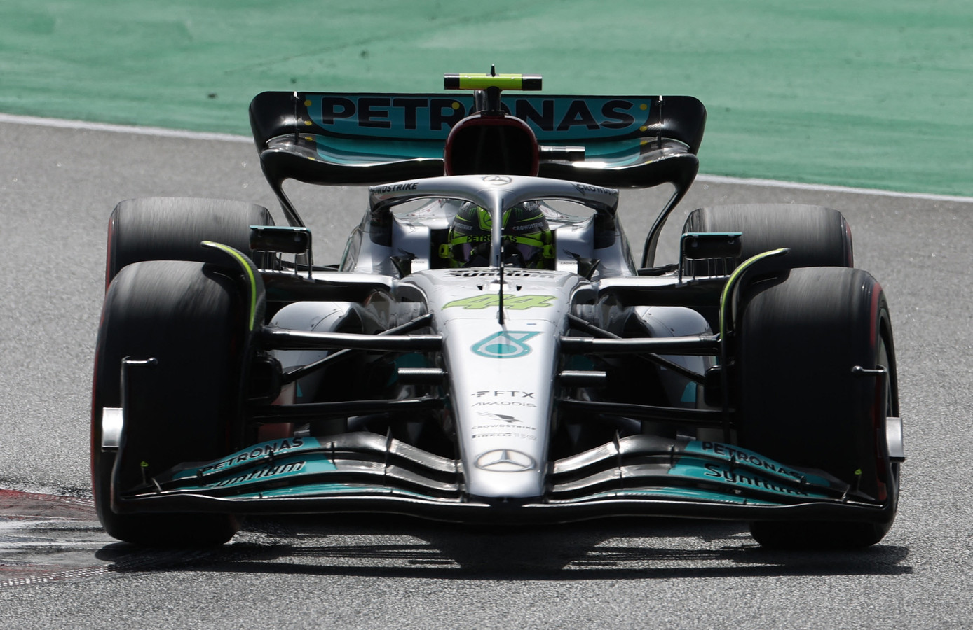 Onze F1-watcher volgt in Barcelona mogelijk spionageschandaal: “Een ...