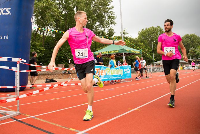 Langdurig loopfestijn bij Haag Atletiek aan de Laan van Poot ...