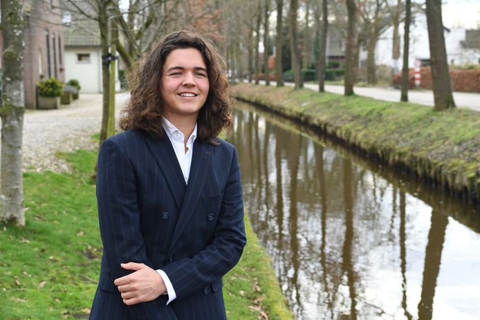 Sem uit 's Gravenmoer weer ronde verder in The Voice of Holland ...