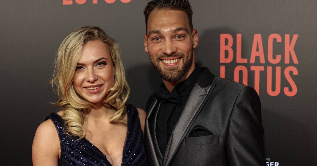 Kjeld Nuis laat enorm portret van Joy Beune op lichaam tatoeëren: ‘Hier ...