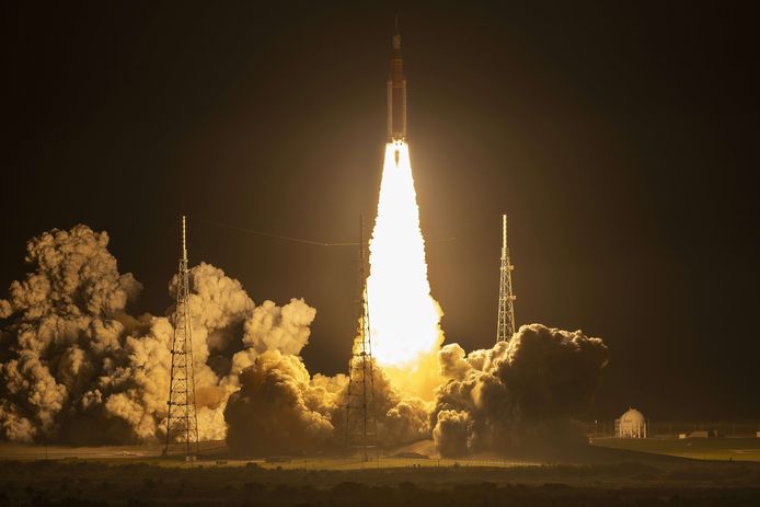 Gelanceerd ruimteschip Nasa filmt indrukwekkende beelden van de aarde ...