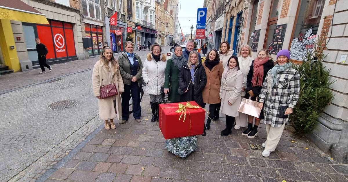 Handelaars Boterstraat geven groot cadeau weg tijdens laatavondshopping ...