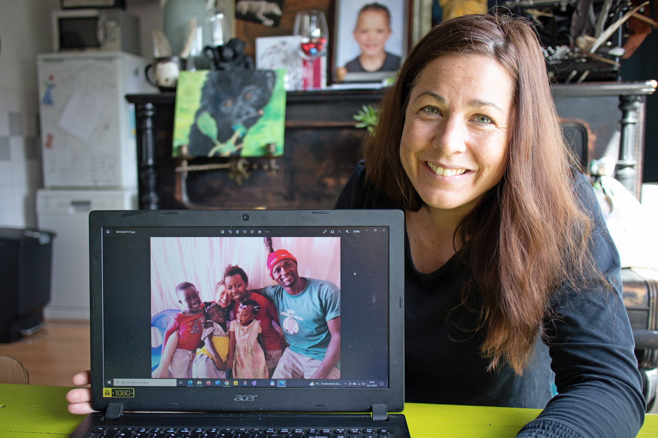 Janneke uit Zuiddorpe beleeft spannende film met happy end in Oeganda ...