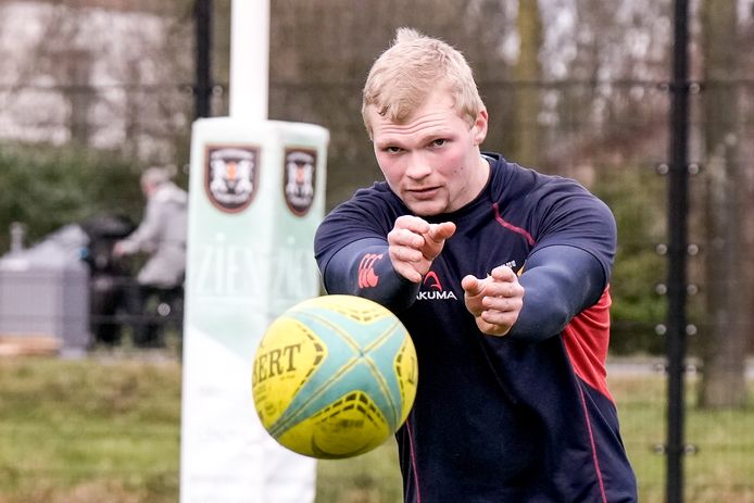 Rotterdamse rugbyers streven naar erkenning: ‘Er kleeft aan ons het ...