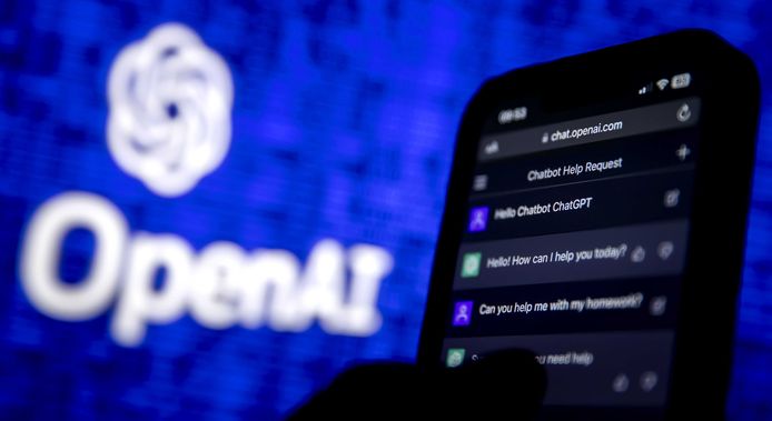 Miljoenen mensen in de ban van slimste tekstrobot ooit: ‘Ongelooflijk verbaasd over wat kan ...