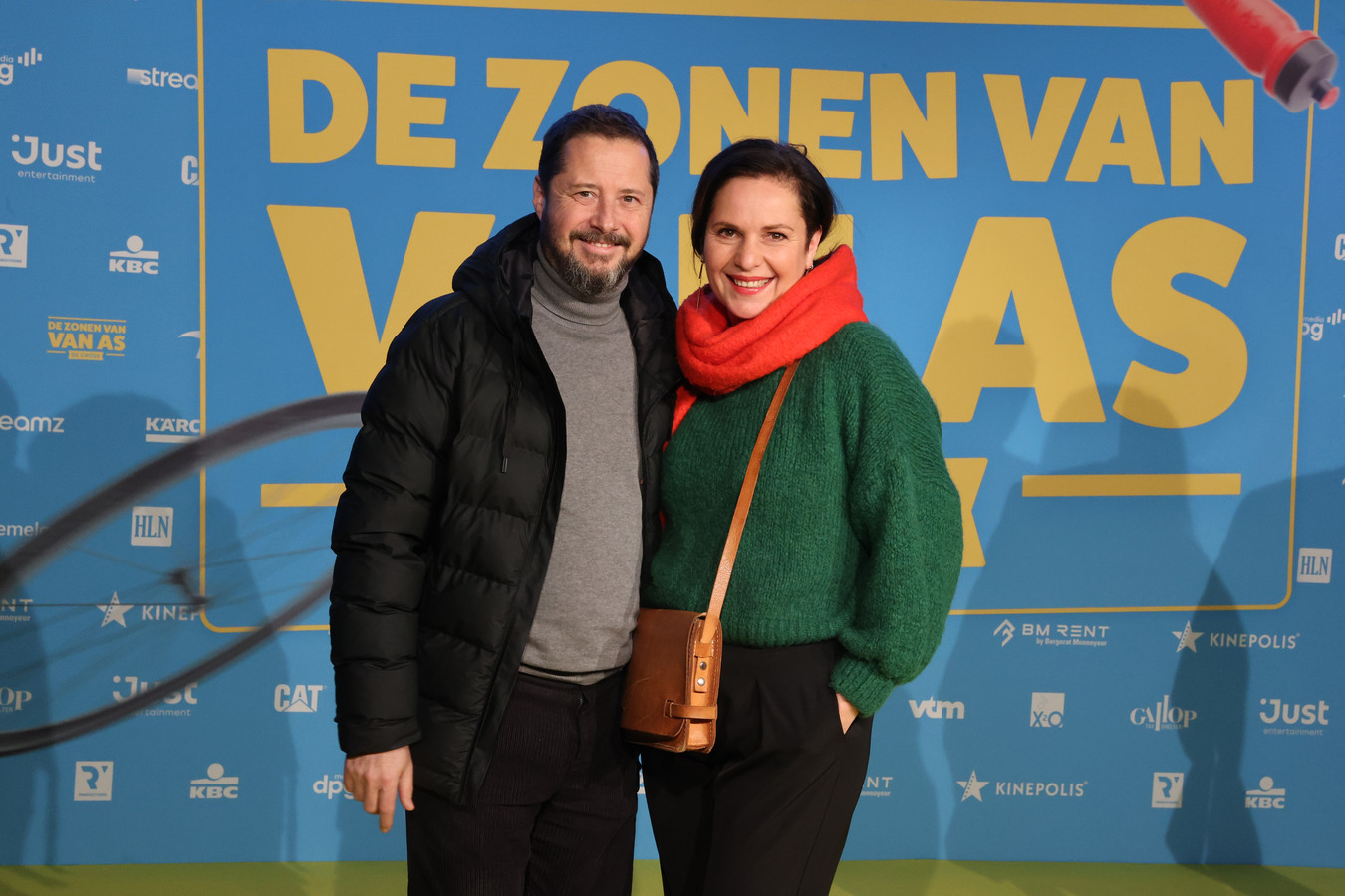 IN BEELD. Een swingende Sam Gooris en een onherkenbare Bart Wellens ...