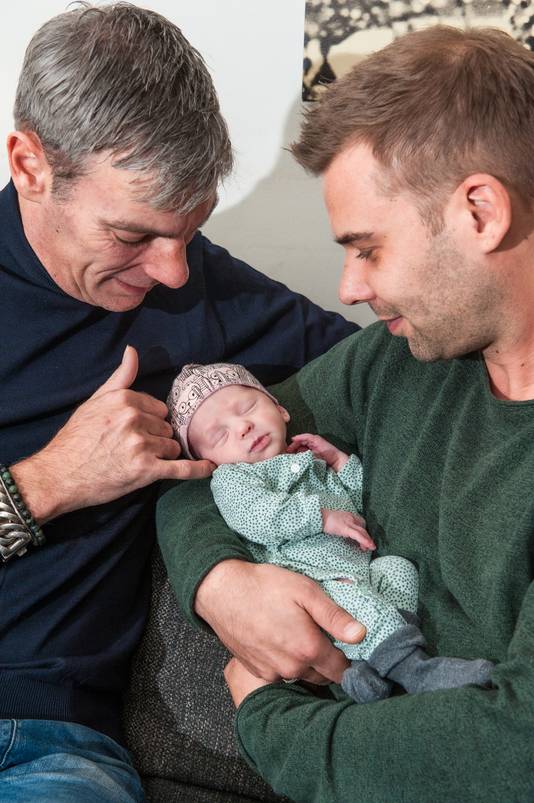 Nick en Jaco uit Gouda zitten op roze wolk met baby Jess: ‘We hebben ...