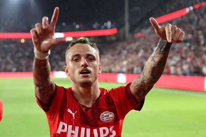 Noa Lang gaf bij PSV voorkeur aan voor versterking: ‘Ik zei: een ...