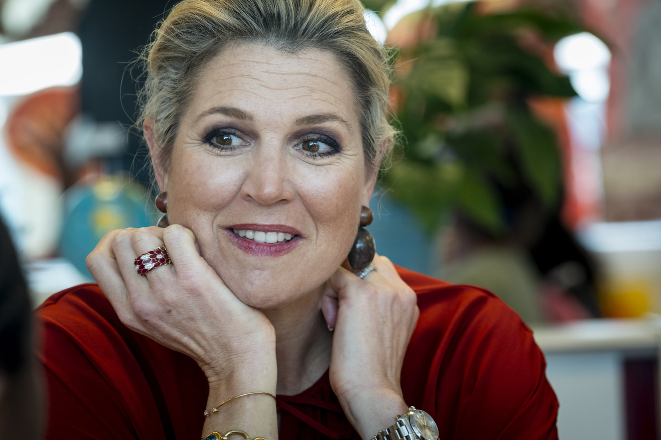 Máxima lanceert stichting voor mentale gezondheid van jongeren | Foto ...