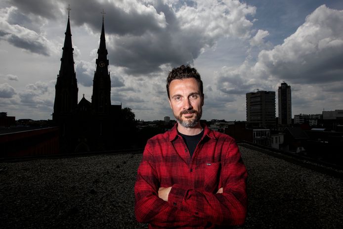 Dynamo Dave kleurde in Eindhoven zijn jongensboek maar stapt nu uit ...