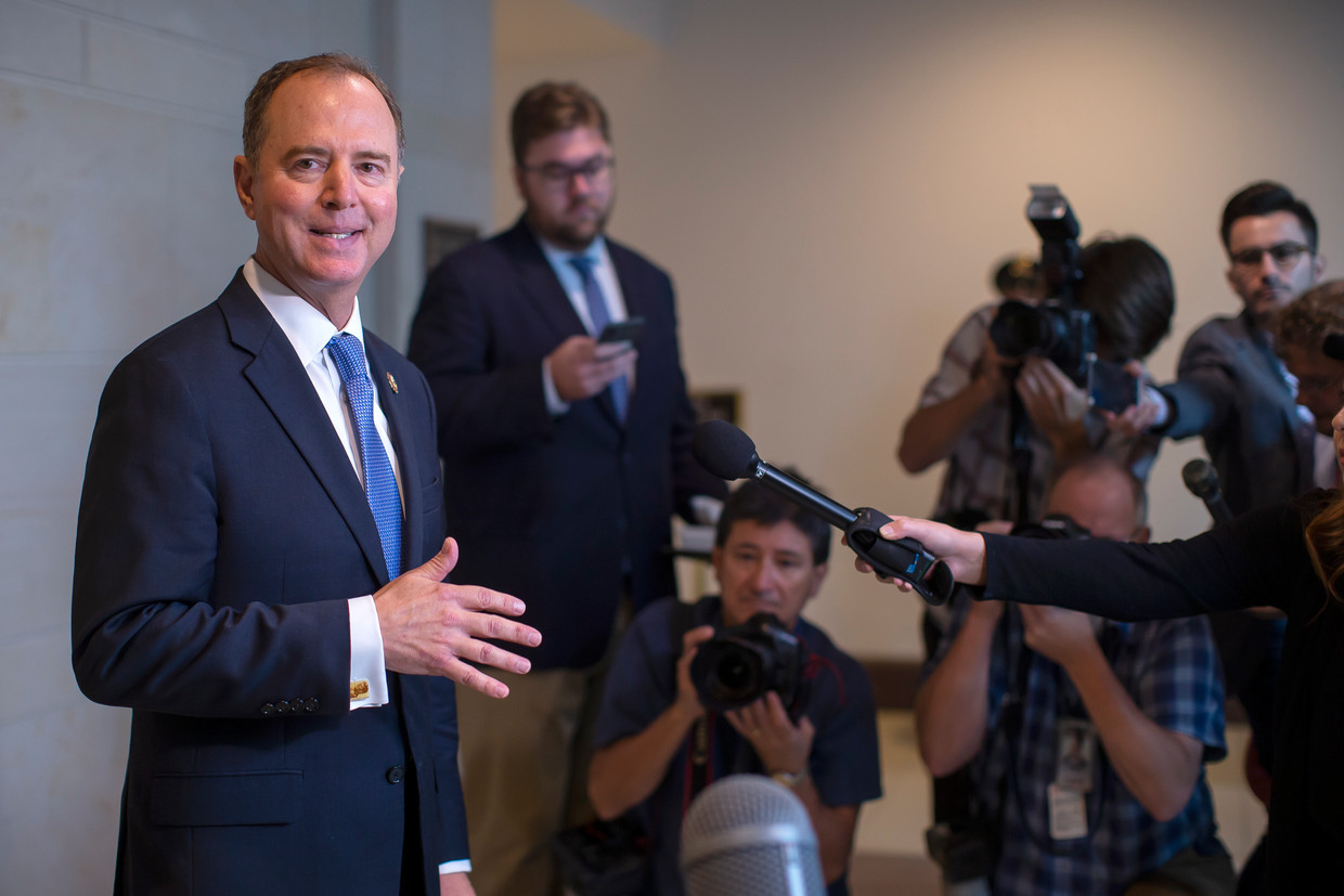 Sms’jes tonen dat Amerikaanse diplomaten Oekraïne onder druk zetten om ...