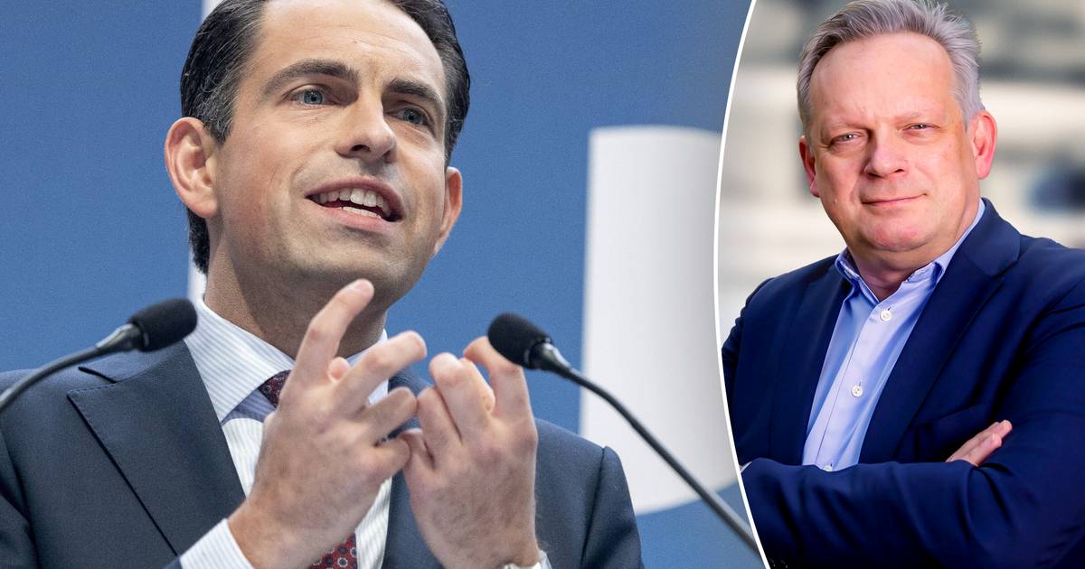 COLUMN. “Men kan niet ontkennen dat zowel Vlaams Belang als PVDA duwen ... COLUMN. “Men kan niet ontkennen dat zowel Vlaams Belang als PVDA duwen ...