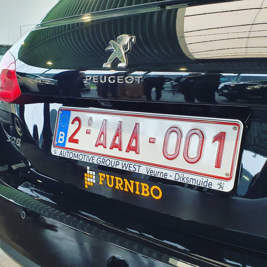 Daar is de eerste nummerplaat die begint met een 2: primeur is voor ...