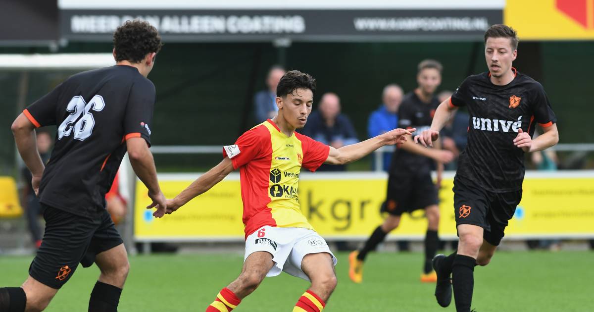 Scorende nieuweling Ilias Yadir imponeert bij CSV Apeldoorn: ‘Hij is ...