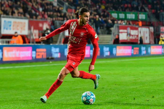 Ramiz Zerrouki bij FC Twente tijdig hersteld voor kraker tegen Ajax ...