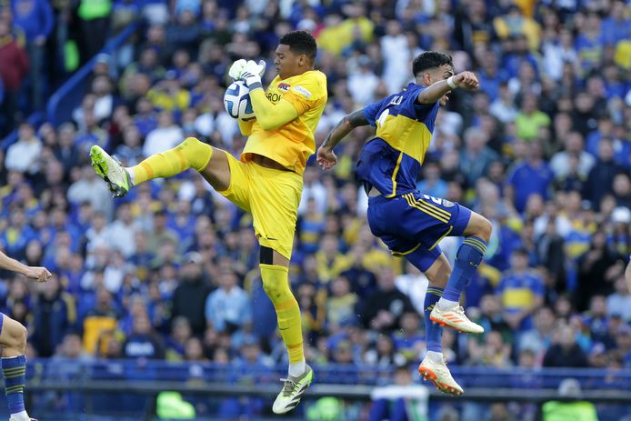 Durft AZ het in Warschau aan met 19-jarig keeperstalent? ‘Het zijn geen ...