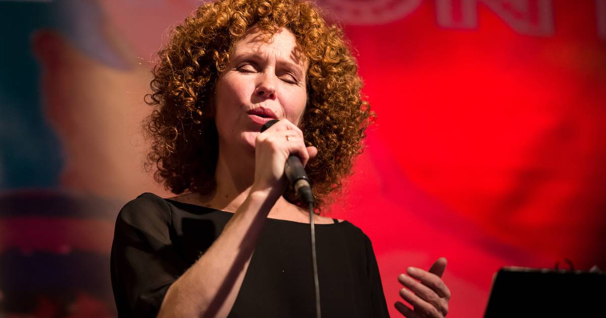 Clip met Tilburgse zangeres én Amerikaanse zangeres Janis Ian | Tilburg ...