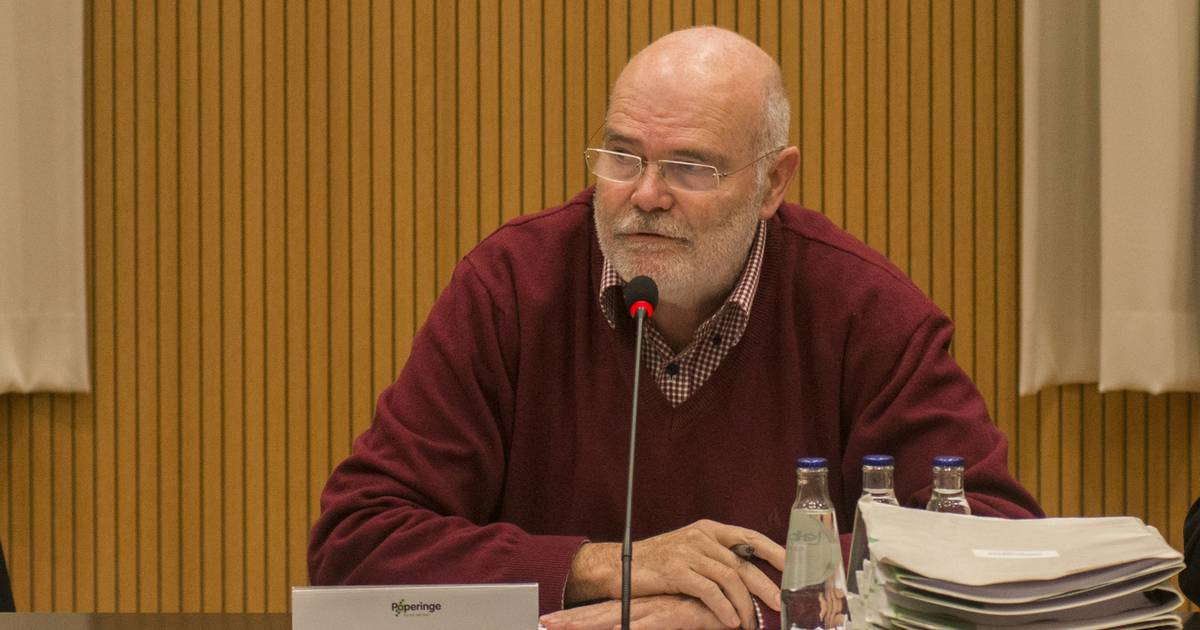 De Sagher stapt uit politiek | Poperinge | hln.be