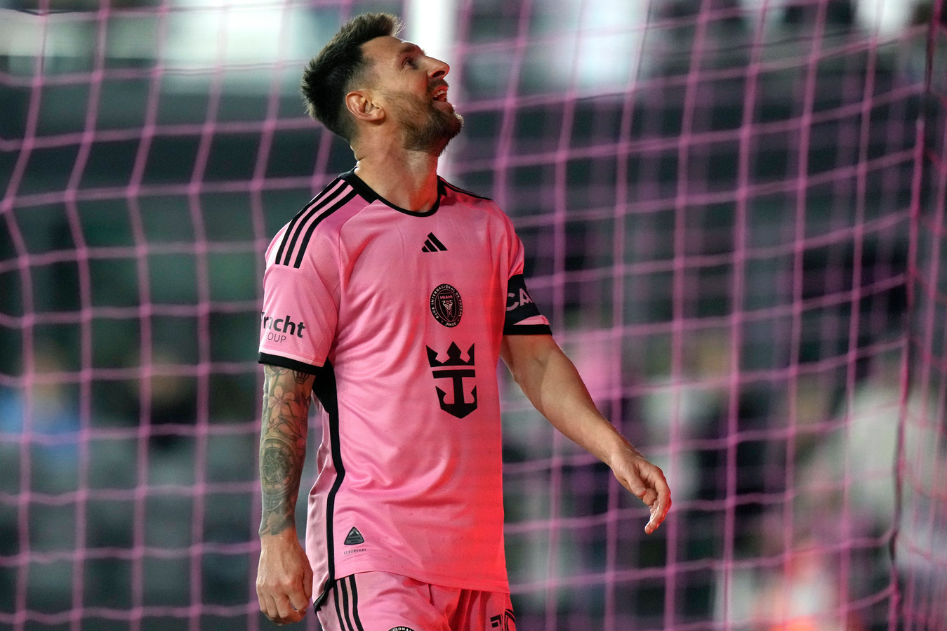 ‘Messi-mania’ dendert voort: wij zagen hoe één superheld van 36 een ...