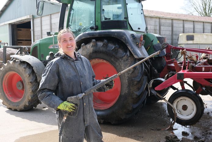Boerin Birk (25) staat overdag op de akkers, maar woont sinds kort in ...