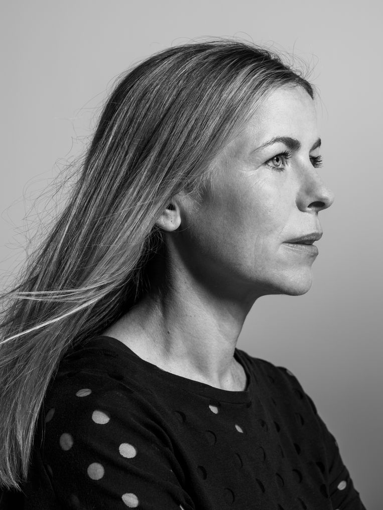 De nieuwe bundel van Maria Barnas is een ontroerend mooi mensenmozaïek