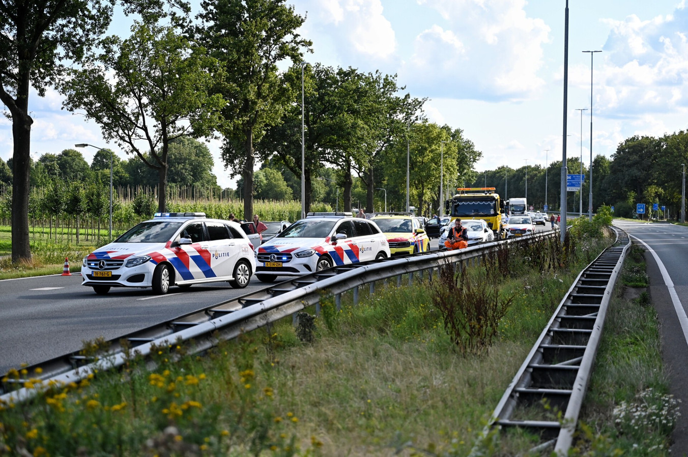 Automobilist (51) uit Tilburg overleden bij ernstig ongeluk op N65 bij ...