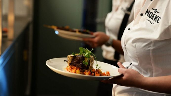 Café Vlaanderen maakt plaats voor Café Moeke Delft | Delft | AD.nl