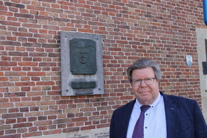 Wakken herdenkt Hugo Verriest met stadswandeling | Dentergem | hln.be