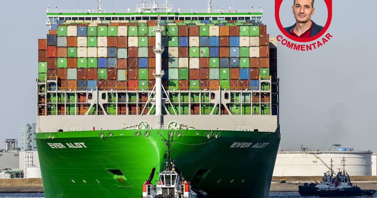 Het grootste containerschip ter wereld is een indrukwekkend en dom ding ...