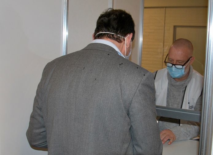 Minister Beke draaft op als proefkonijn tijdens ‘dry-run light’ in ...