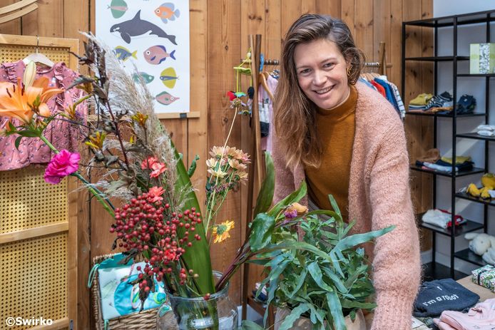 Sylvie (36) opent ‘Rebelles’ in de Sint-Jorisstraat: “Toffe tweedehands ...