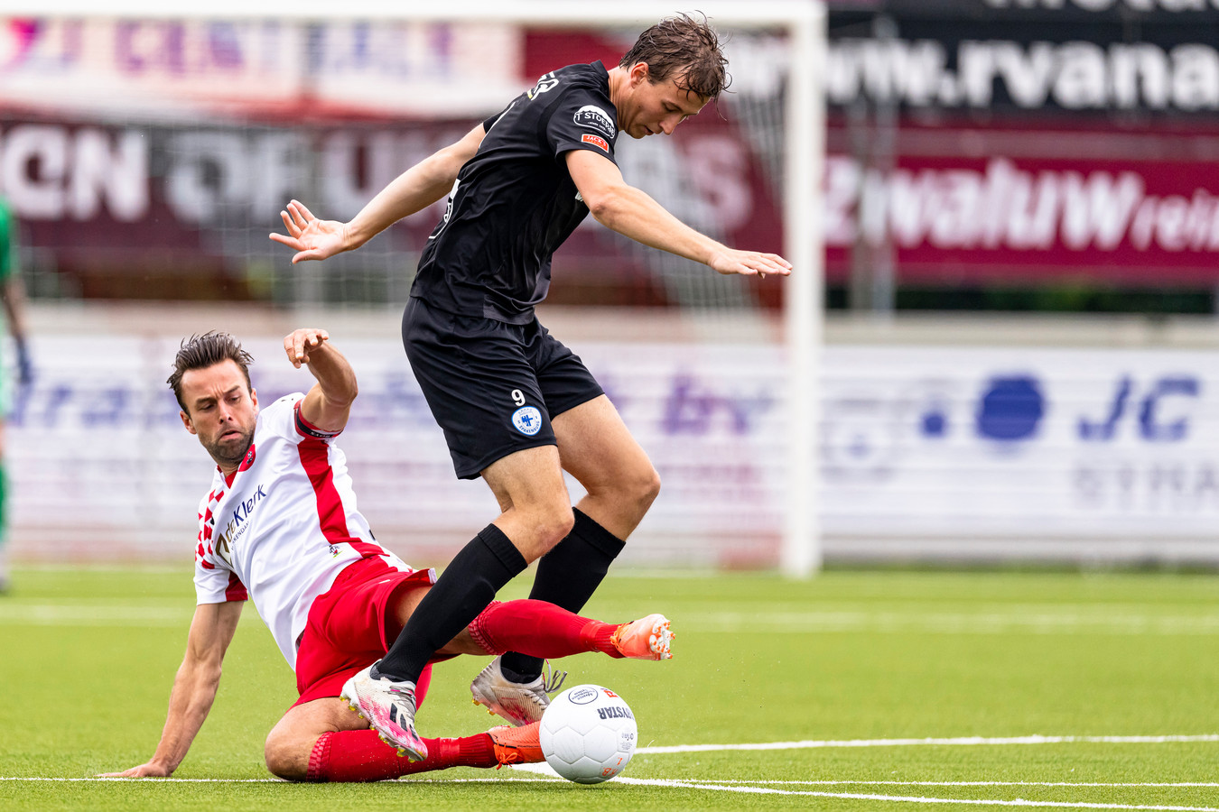 Van vechtpartij tot krankzinnig scoreverloop: bij Kozakken Boys ...