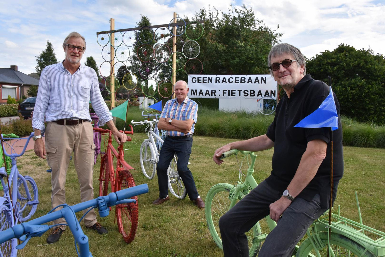 "Geen racebaan, maar een fietsbaan" | Foto | hln.be