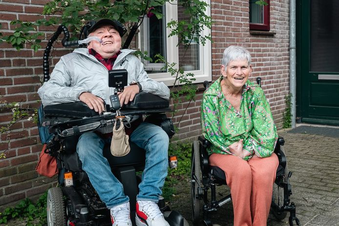 Gehandicapte Yvette (64) krijgt weekend geen hulp, omdat zorginstelling ...