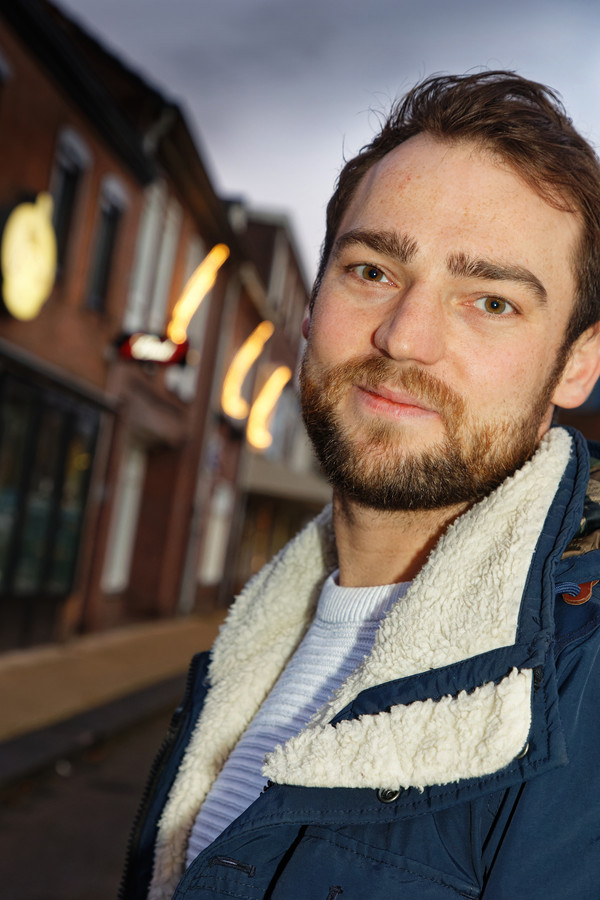 Kroegbaas Thomas (28) zoekt graag de grenzen op: ‘Maar ik heb geen ...