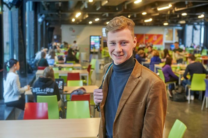 19 jaar en nu al een rugzak vol levenservaring: scholier Jelle van der ...