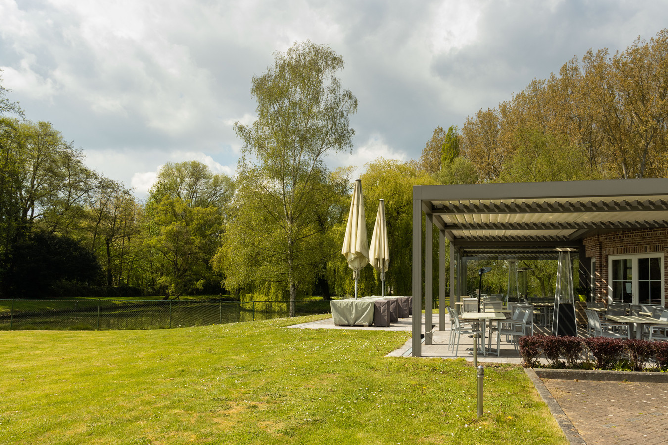 Eten aan het water: op deze 6 adresjes in Leuven en het Hageland geniet ...