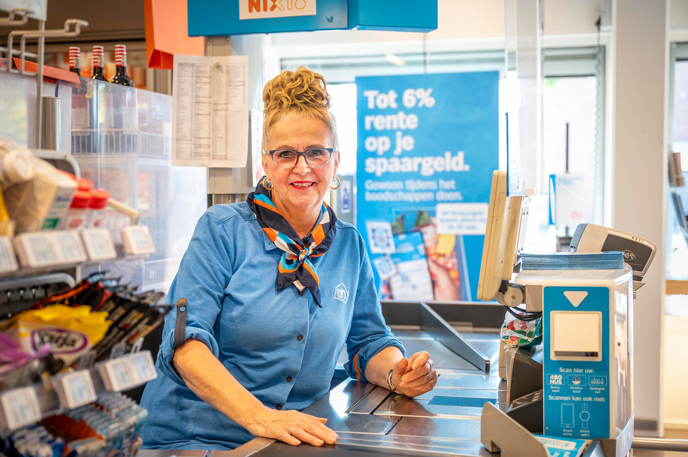 Jeannie ziet wereld veranderen in 50 jaar achter de kassa: ‘We moeten ...