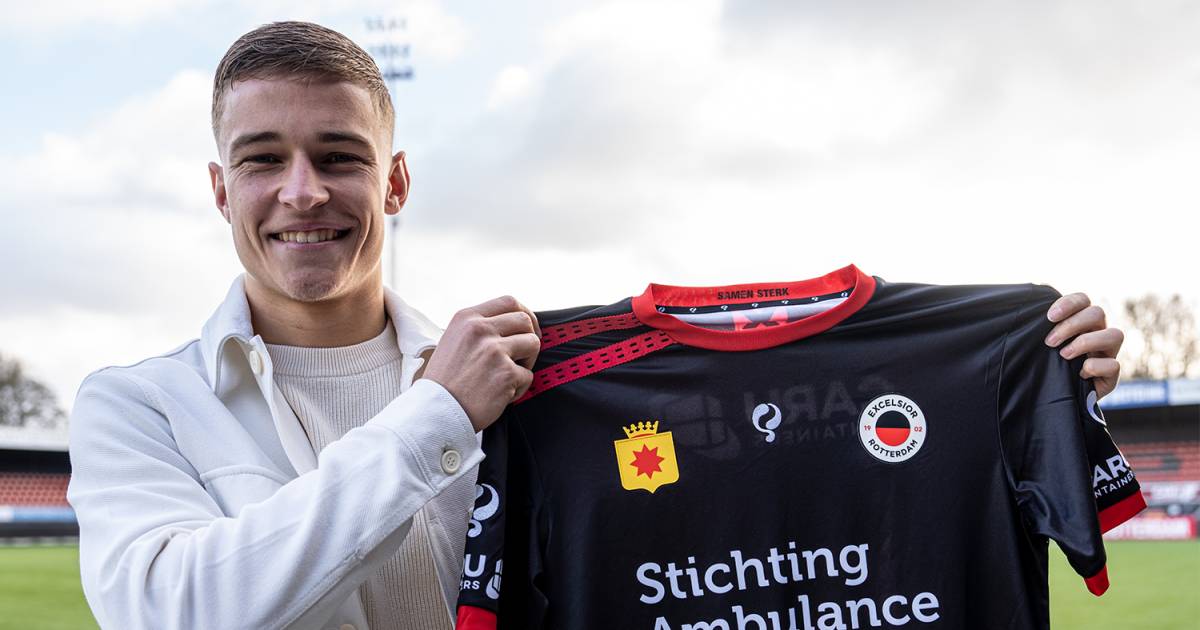 Noah Naujoks aan de bak bij Excelsior: ‘Als je logisch gaat nadenken ...