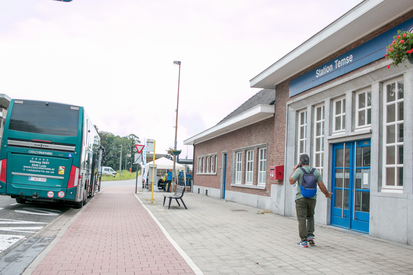 “Een complex karwei, op de langste spoorbrug van het land”: Infrabel ...