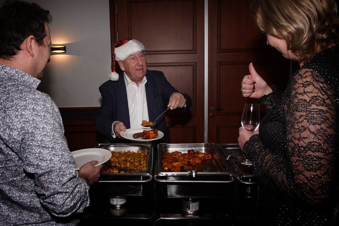 Warme kerstavond in Nijkerk: ‘Uit eten gaan zit er voor ons écht niet ...