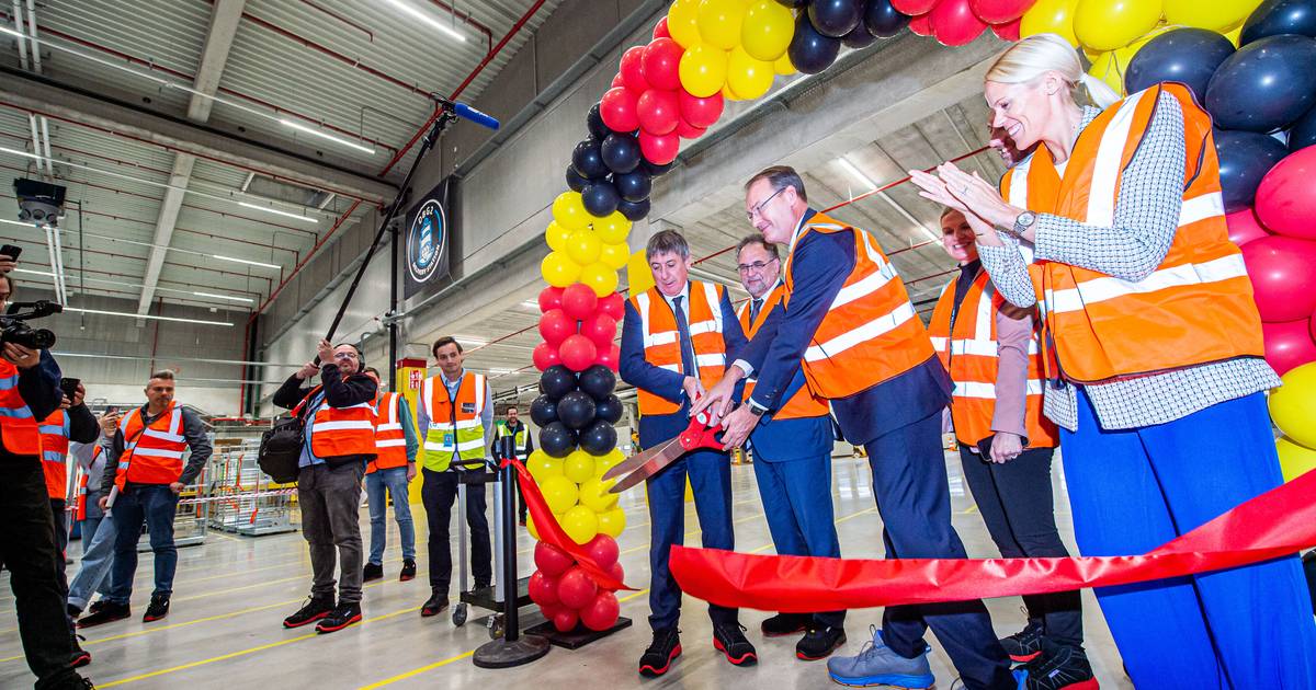 Amazon opent eerste bezorgcentrum in België | Binnenland | hln.be
