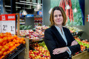 Topvrouw Albert Heijn: ‘Mensen uit de zorg krijgen voorrang’ | Foto ...