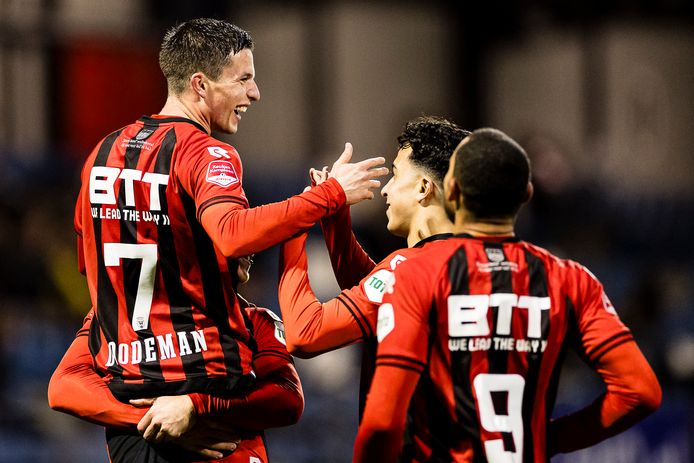 Bij koploper Willem II lukt plotseling alles, kijk maar naar de ...